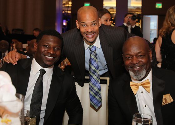 DIRK AND JESSICA NOWITZKI HONORED WITH ROGER STAUBACH AWARD AT EMMITT ...