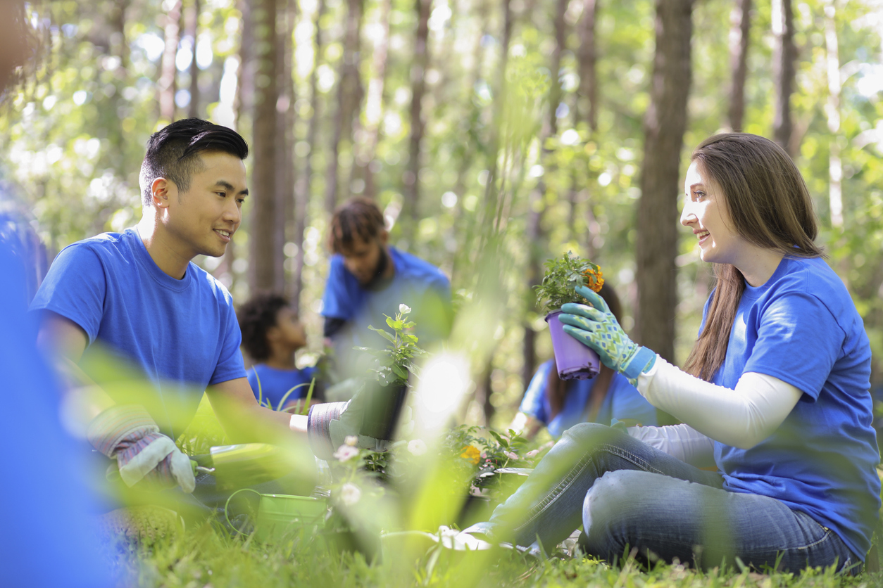 Earth Day Activities For The Whole Family To Enjoy And Make An Impact ...