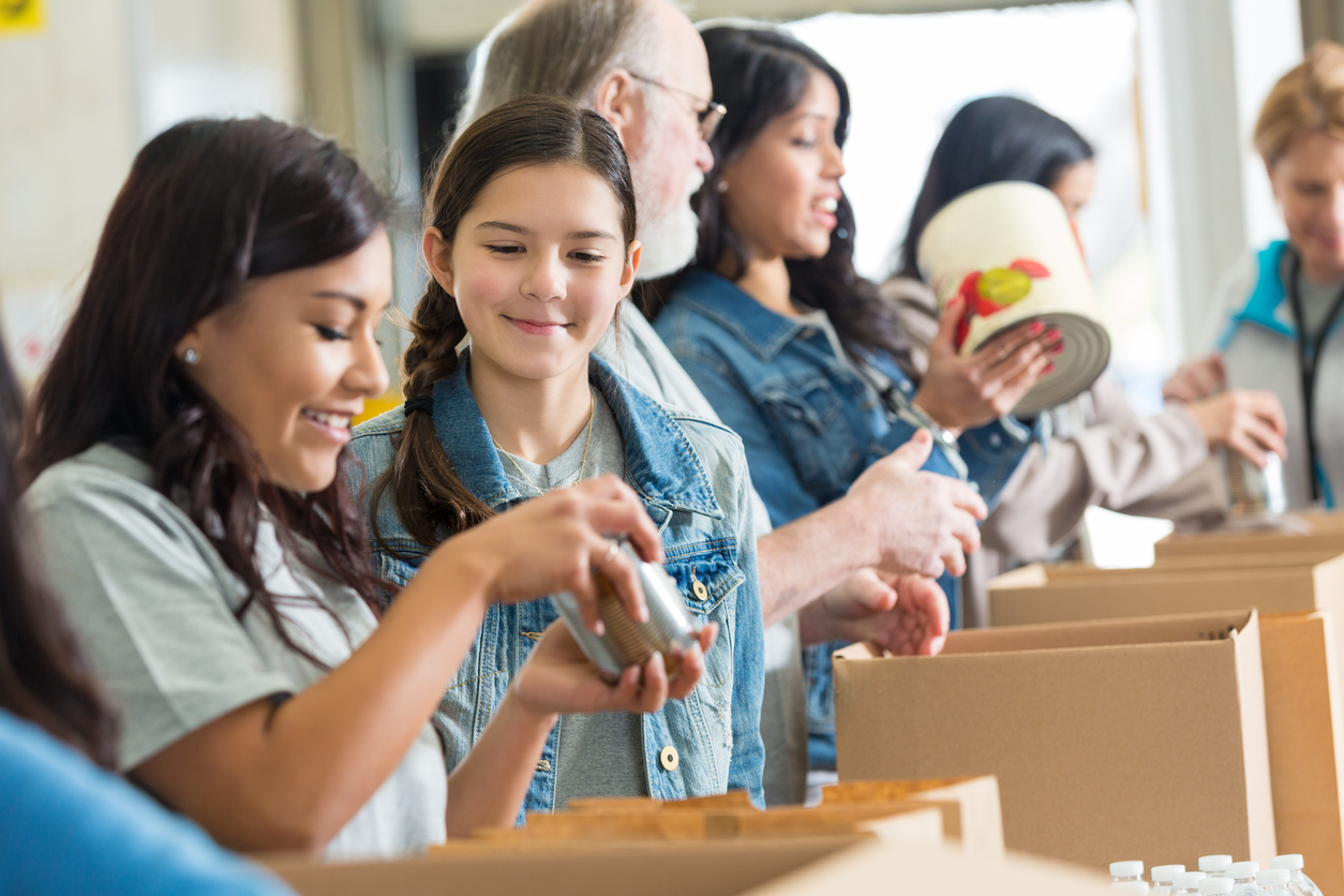5 Ways To Role Model Kindness To Kids - Good Life Family Magazine